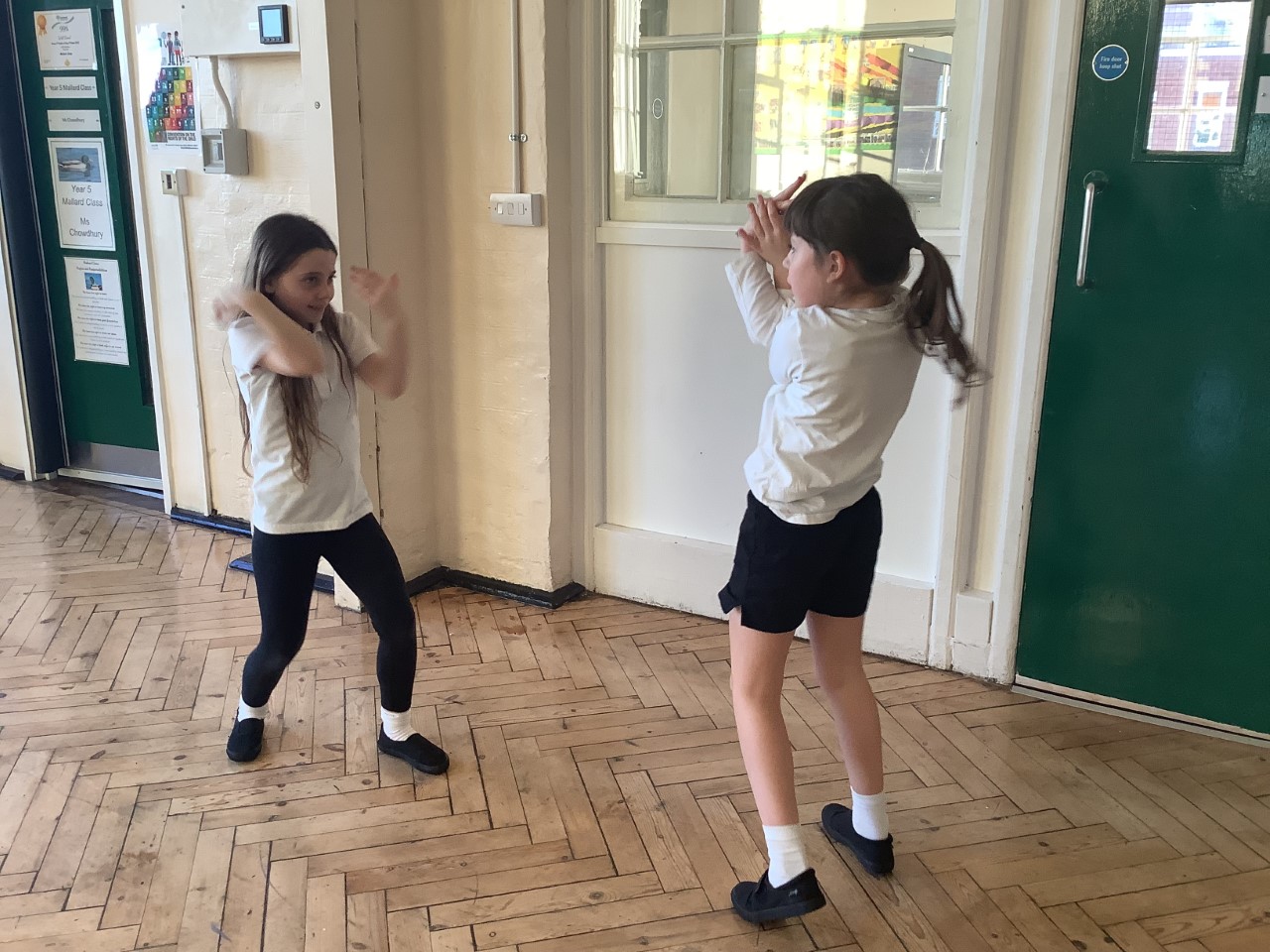 Southwold Primary School | Year 3 Dance Performance