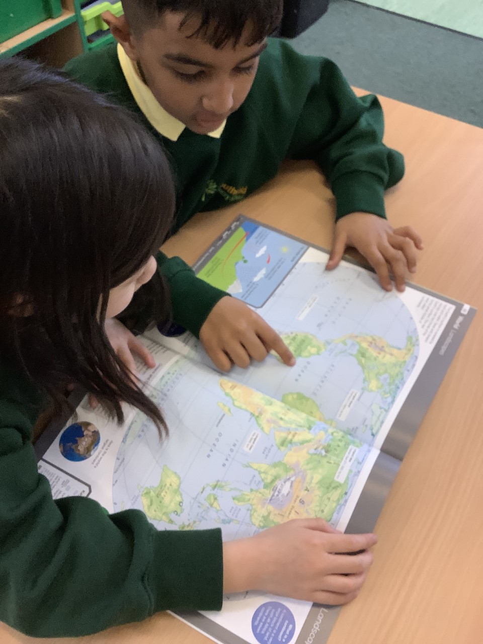 Southwold Primary School | Year 2 Locate Continents And Oceans
