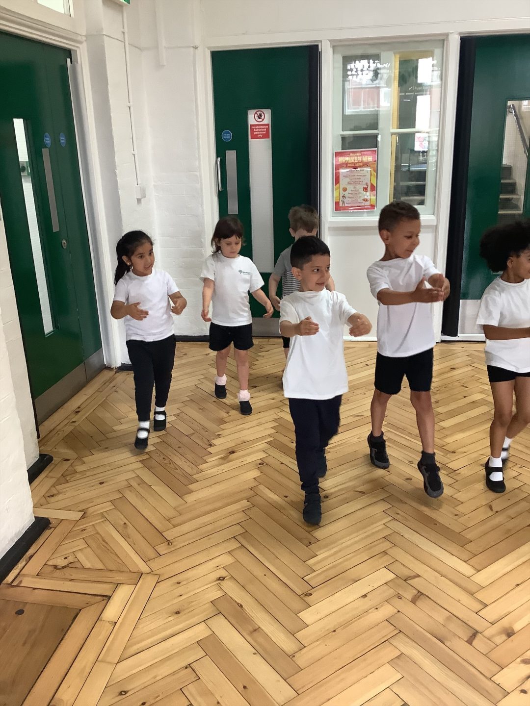 Southwold Primary School | Ballet With EYFS
