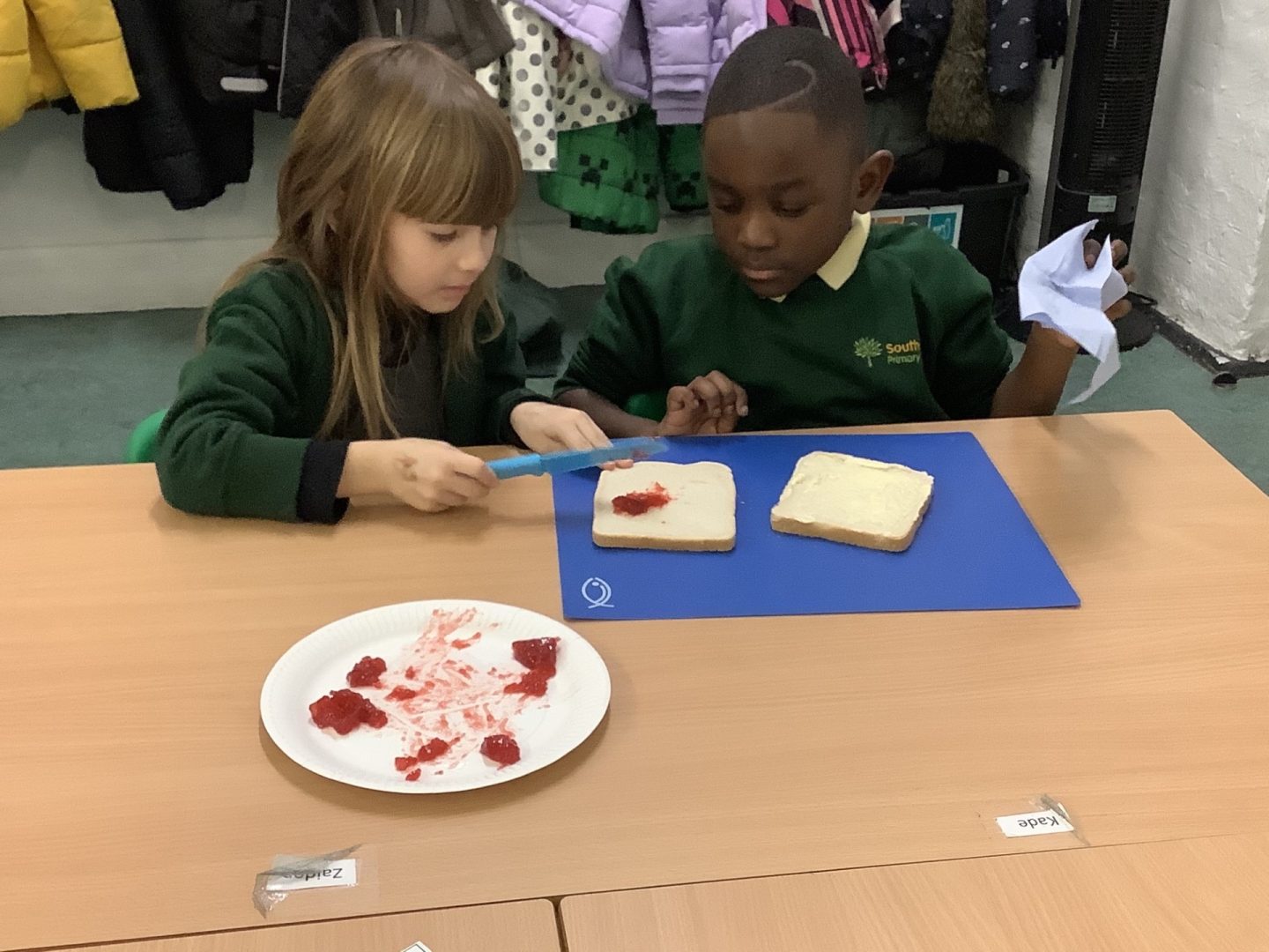 Make Sandwiches With Year 1 - Southwold Primary School